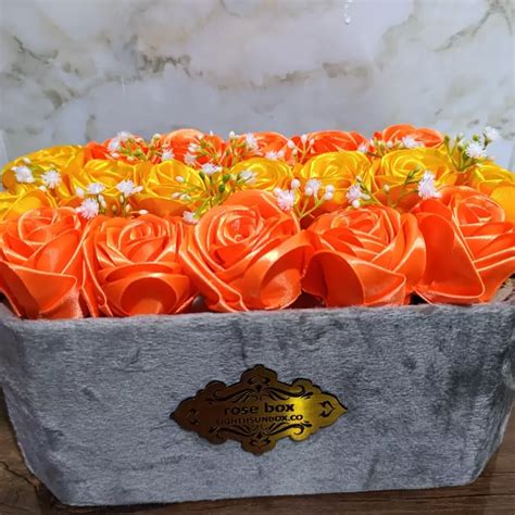 خرید و قیمت باکس گل رز مصنوعی روبانی از غرفه گلکده روبان