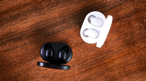 Redmi Airdots Vs Xiaomi Mi Airdots Which One To Buy Techwiser