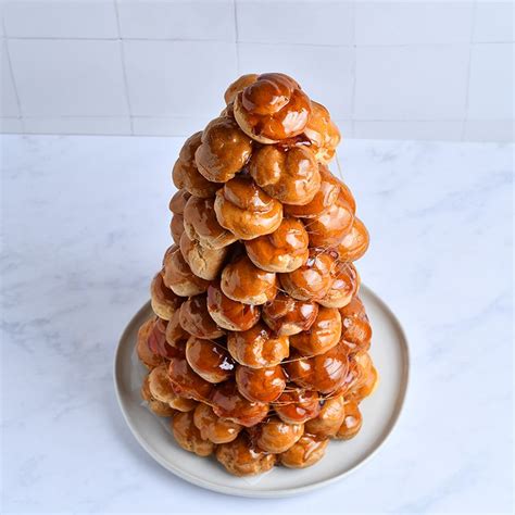 French Croquembouche Wedding Cake Recipe Doughnut Croquembouche Wood