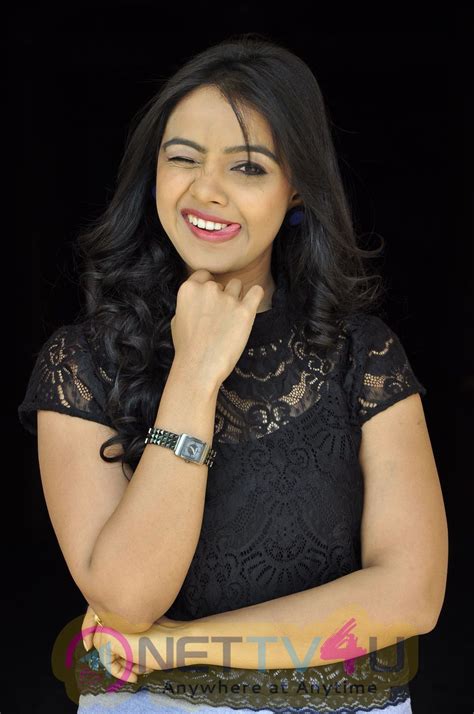 Actress Nitya Shetty Latest Stills 130103 Galleries And Hd Images