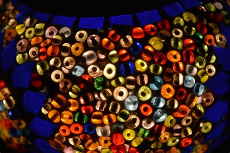 터키 의 국가 램프에 여러 가지 빛깔의 모자이크 컬러 구슬 밝은 유리로 만든 특이한 그늘이 있습니다 0명에 대한 스톡 사진 및 기타 이미지 Istock