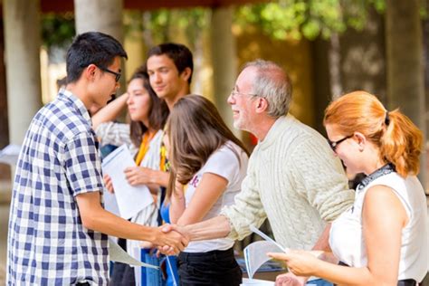 国际游学际夏营新西兰游学大山谷图库