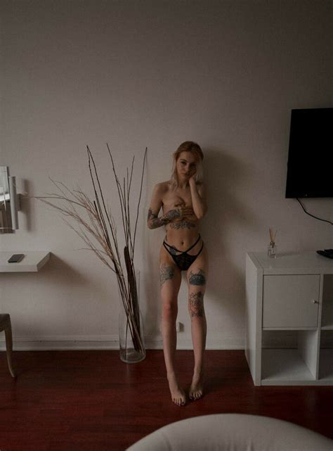 Mallory Nude Porn Pictures Xxx Photos Sex Images 4068816 Pictoa