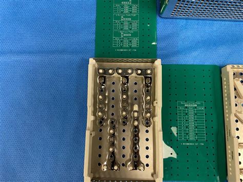 Used Stryker Universal Neuro Axsos Locking Plate System Basic Fragment