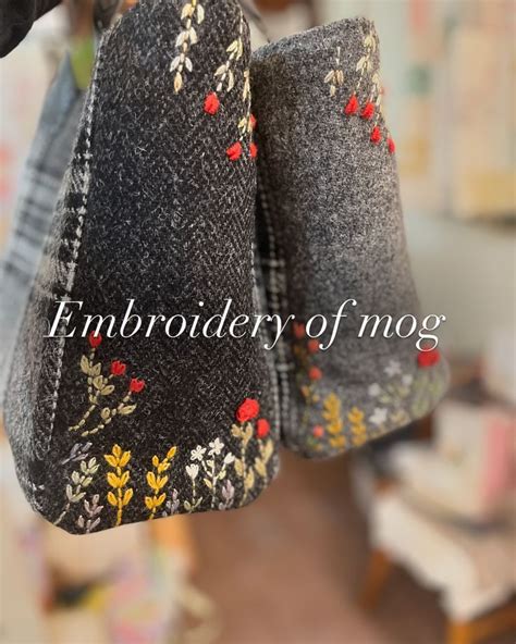 프랑스자수모그 On Instagram 판매완료되었습니다 🙏 진정 해리스트위드의 계절이 왔네요~~ 지난번 작업한 블랙체크가방들은 모두 완제로 판매되어 수업샘플로 다시 두