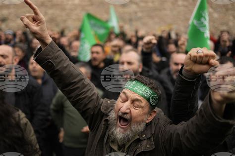 ЕС осъди изгарянето на Корана пред турското посолство в Швеция Утро