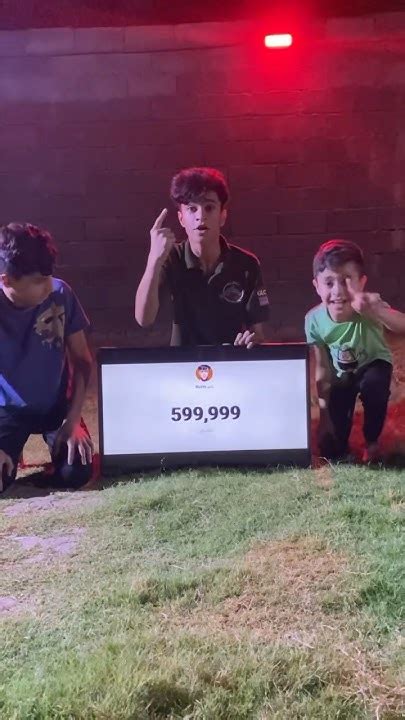 بس مشترك واحد 😍 Shorts Youtube