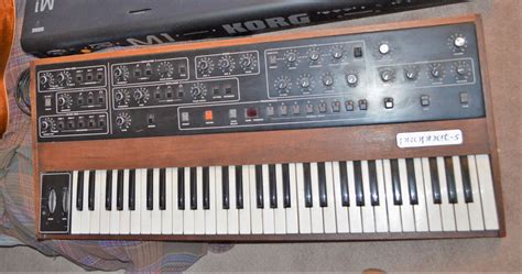 Vintage Classic Sequential Circuits Prophet 5 Synthesizer Dan