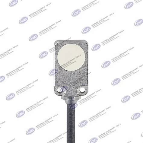 Iq2010 Ifm Inductive Sensor At ₹ 3850 Piece Inductive Proximity Sensor In Gurgaon Id