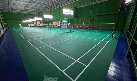 สนามแบดมินตัน Central Badminton Pb Sport