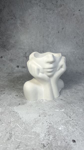 Украшение настольное интерьерное кашпо девушка купить по доступным ценам в интернет магазине