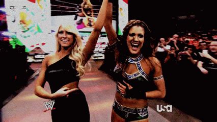 Kelly Kelly Dance 