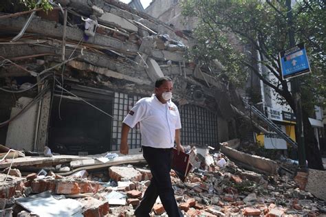 In Mexico Scenes Of Desolation And Hope As The Death Toll Reaches 274