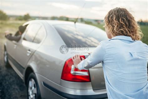 车辆出现故障高清图片下载 正版图片302602204 摄图网