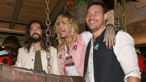 Offen Wie Noch Nie Bill Kaulitz Knutscht Mit Männer Model N Tv De