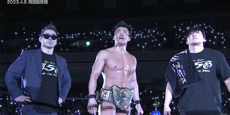 Sanada Defeats Kazuchika Okada Wins Iwgp World Title At Sakura Genesis