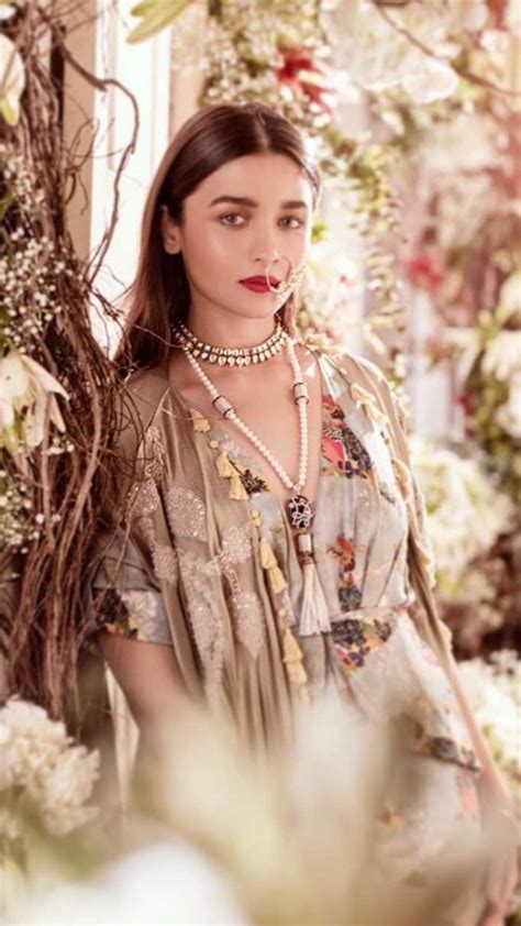 Alia Bhatt Flaunts Her Hot Looks In These Indo Western Outfits