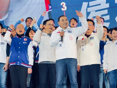 台灣大選｜藍綠白陣營選前最後造勢晚會氣氛熾熱 柯賴侯盡最後努力拉票 星島日報