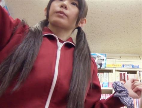 《媚薬×痴漢》いや…あ…ヤメて…んぐぅううー マジメで純朴なjkを鬼畜が襲撃♡強姦チンポにたっぷりのヤクで…少女が壊れる