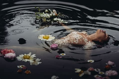 Pin By Bec Hall Photography On Creative Water Water Photography
