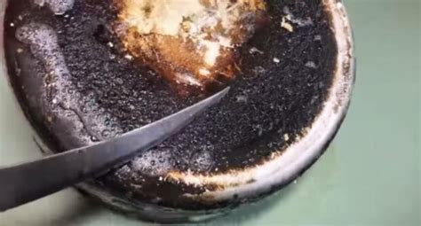 Як легко відмити старий нагар на сковороді за допомогою пива Читайте на Ukr Net