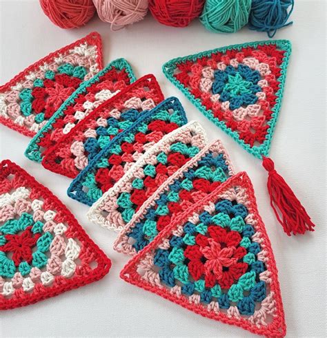 Granny Triangle Crochet Pattern