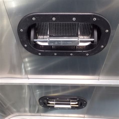 Easy Open Pop Up Premium Aluminum Vent