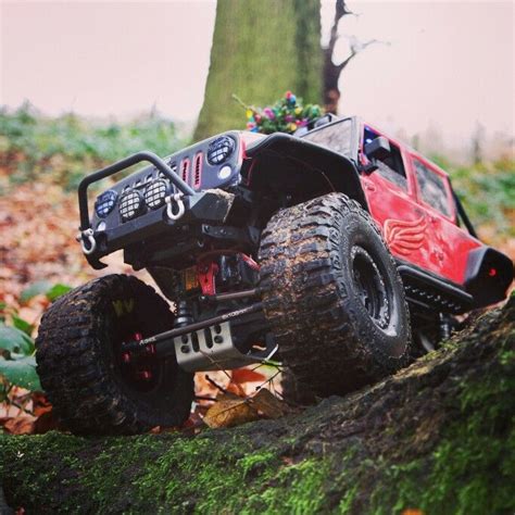 Axial Scx10 Rubicon Red Toy Truck