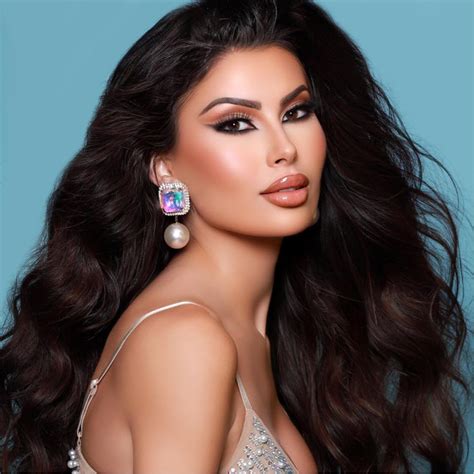 Caroline Jaquish Added A New Photo Caroline Jaquish