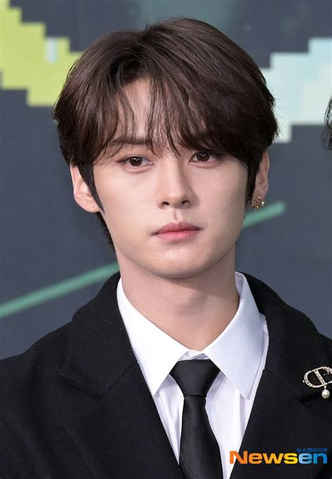 스트레이키즈 리노 훈훈한 비주얼[포토엔hd] 네이트 뉴스