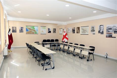 და ეროვნული თავდაცვის აკადემია National Defence Academy