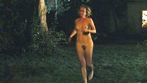 Naked Lisbeth Wulff In Mens Vi Presser Citronen