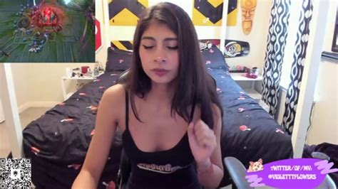 Violetttflowers Topless Females HotWebcams