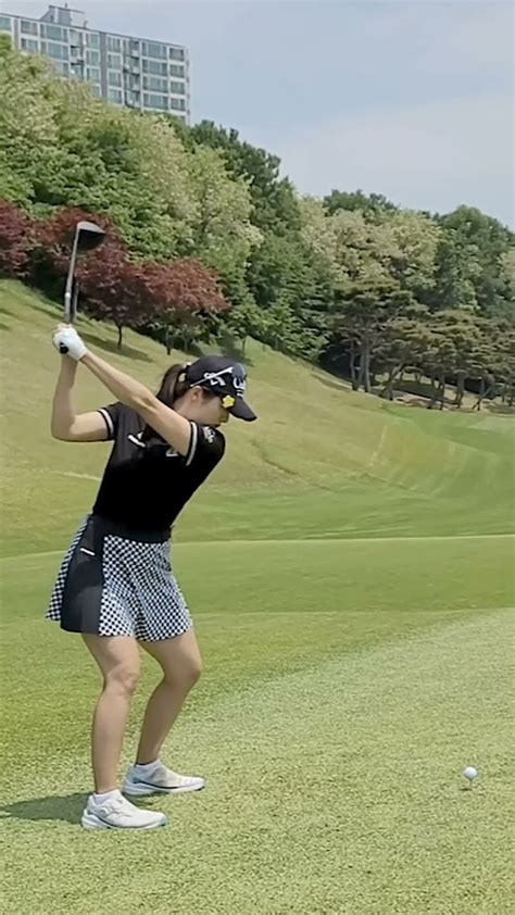 Klpga 이세희프로 드라이버스윙 슬로우모션 이세희 프로 인스타seheeindaeyo 이세희프로 Youtube