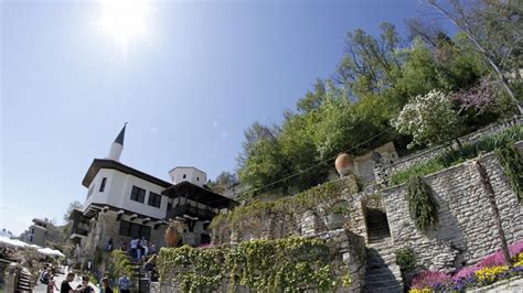 Забележителностите в Двореца в Балчик привличат туристи от Япония