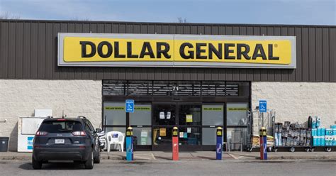 Dollar General Plans To Close Nearly 100 Stores Heres What We Know