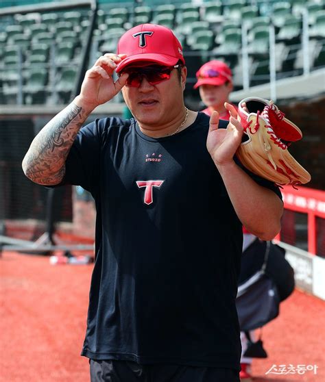 기록의 사나이 최형우 MLBPARK