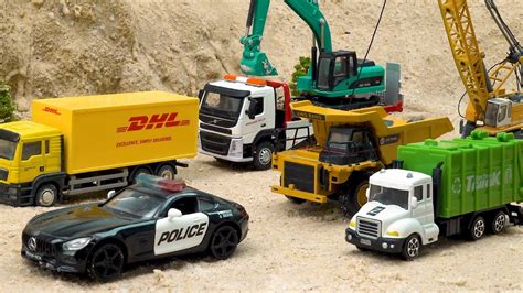 굴삭기와 크레인이 협력해 교통을 위해 다리를 수리하다 건설 차량이 있는 장난감 자동차 컬렉션 Youtube