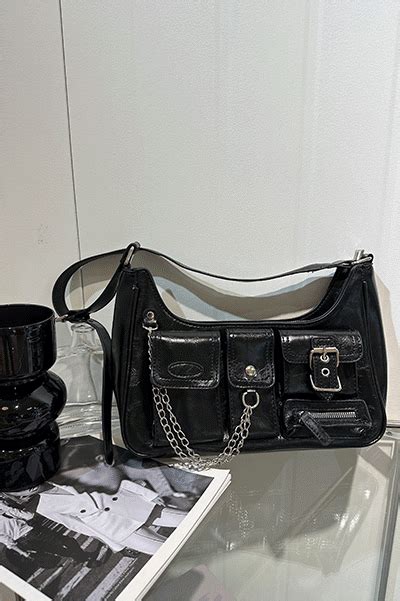 😎힙한포켓hip스타일😎 쥬란체인숄더백 Y2k 하이틴룩 힙스타일 시크 체인백 벨트백 레더백 가죽가방 유니크 스트릿 호보백 데이트룩 꾸안꾸룩 힙합 레트로 글로시 유광레더백