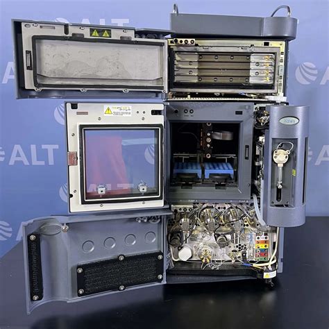 Waters Acquity Uplc System With Binary Solvent Manager And Tuv Detector