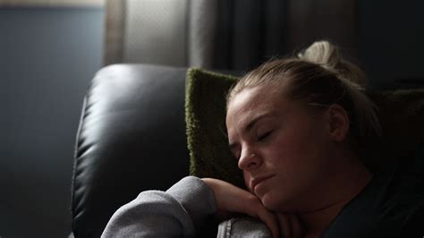 밤에 심해지는 기침가래 기침 멈추는 법 5가지 지식 사전