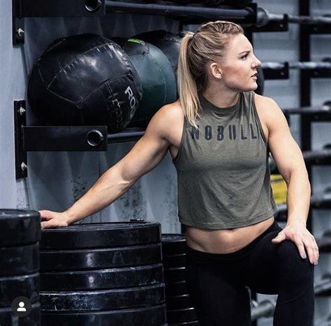 Tia Wright Crossfitgirls