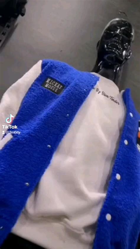 Blue And Black Section Vm