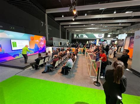 Cohesity On Linkedin Vmwareexplore Cyberresilience Ai