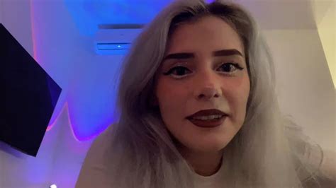 СВЕТА СОЛЛАР САДИТСЯ НА КАМЕРУ СВОЕЙ БОЛЬШОЙ ЖОПОЙ 😱 СТРИМЕРША САДИТСЯ ПОПОЙ НА ПОДПИСЧИКОВ