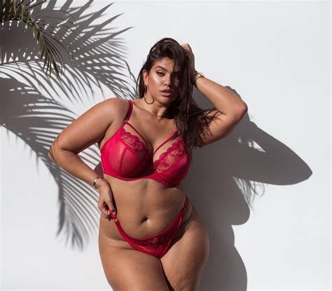 PSGModel Plussize Glamour Agency London Manchester Leicester