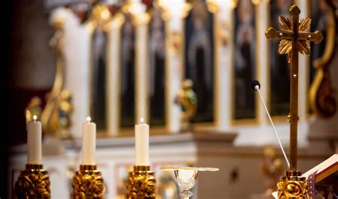 What Is Liturgy Catholic Liturgy Meaning And Importance