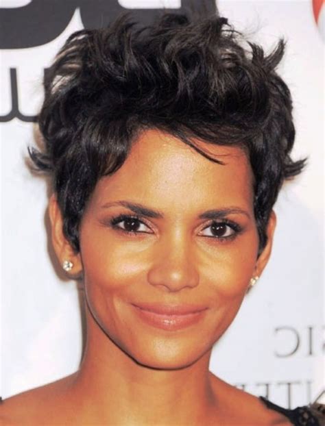 Pixie Haircuts For Women Over 40 To 60 2020 Update Page 3 Of 5