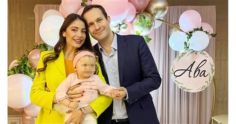 Мис Свят България 2016 кръсти дъщеря си