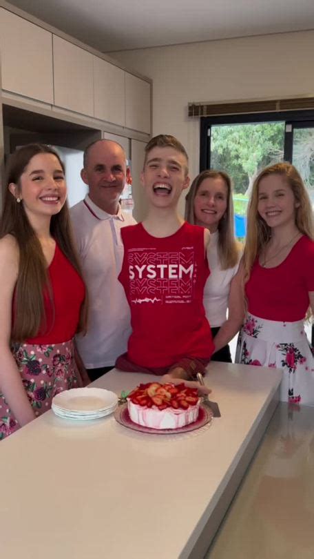 Armless And Nubless Such A Pretty Homosexy Boy Armless Boyz On Tumblr